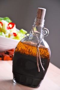 DIY Salad Dressing Server | Family Chic